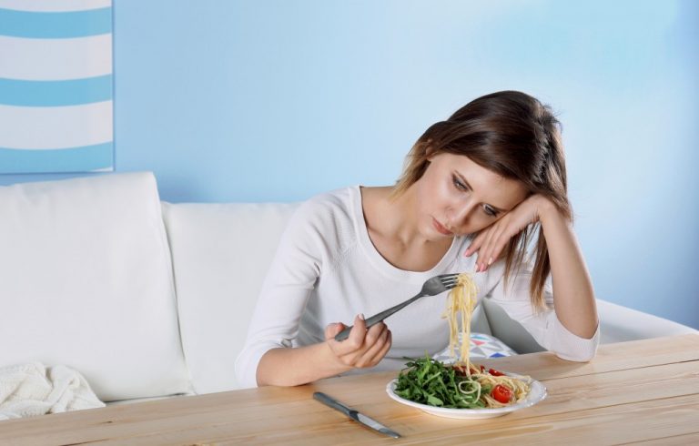 5 Ways Families Can Help Bulimic People - Iggy Planet
